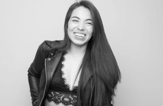 La historia de Daniela Zapata, la bailarina en silla de ruedas que ...