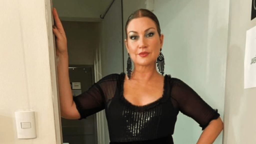 ¿Se ve o no se ve? El chistoso y sensual momento de Javiera Contador en hotel