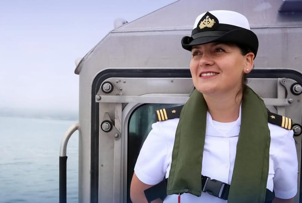 Teniente 1° Camila Ovalle, la primera mujer de la Armada que asume como Capitán de Puerto