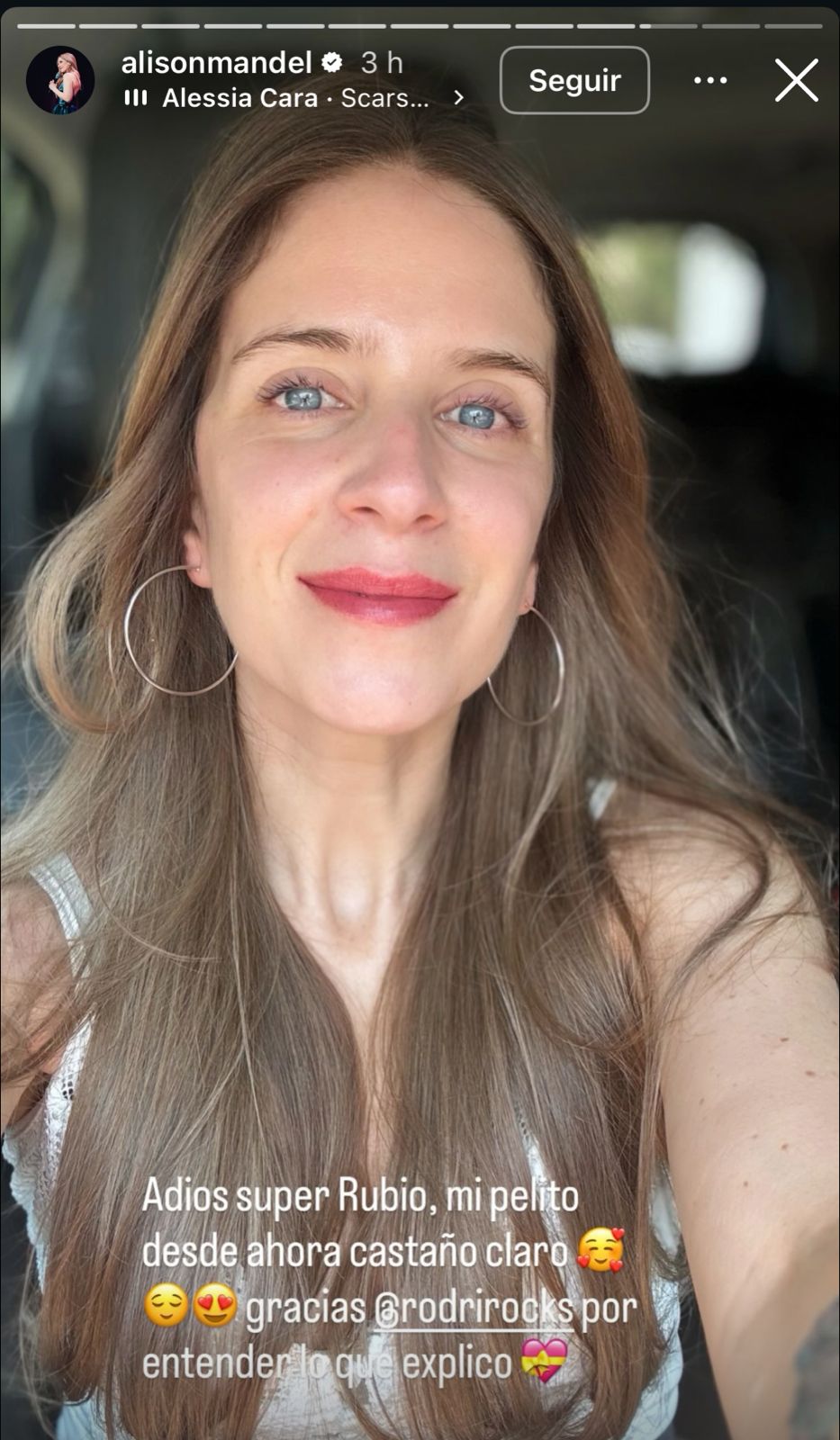 Cambio total: Alison Mandel dice adiós a su icónico rubio y sorprende ...